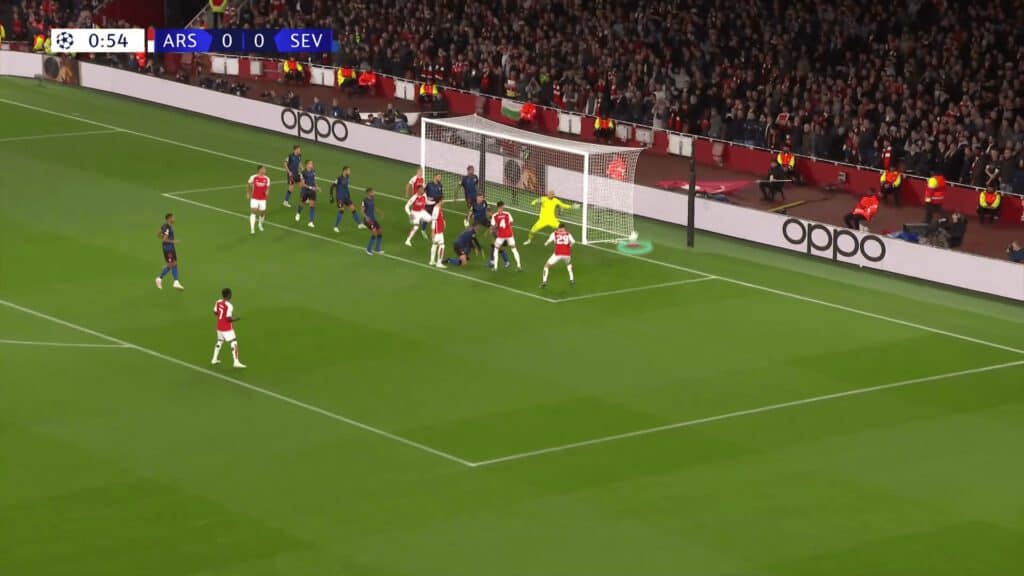 Arsenal: Dissecting their attacking corners so you can do them too